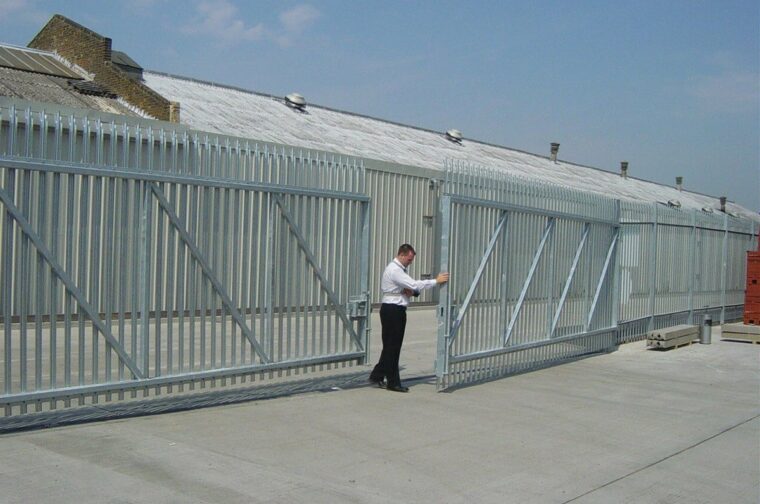 High-security perimeter fencing for Slough data centre - Procter ...