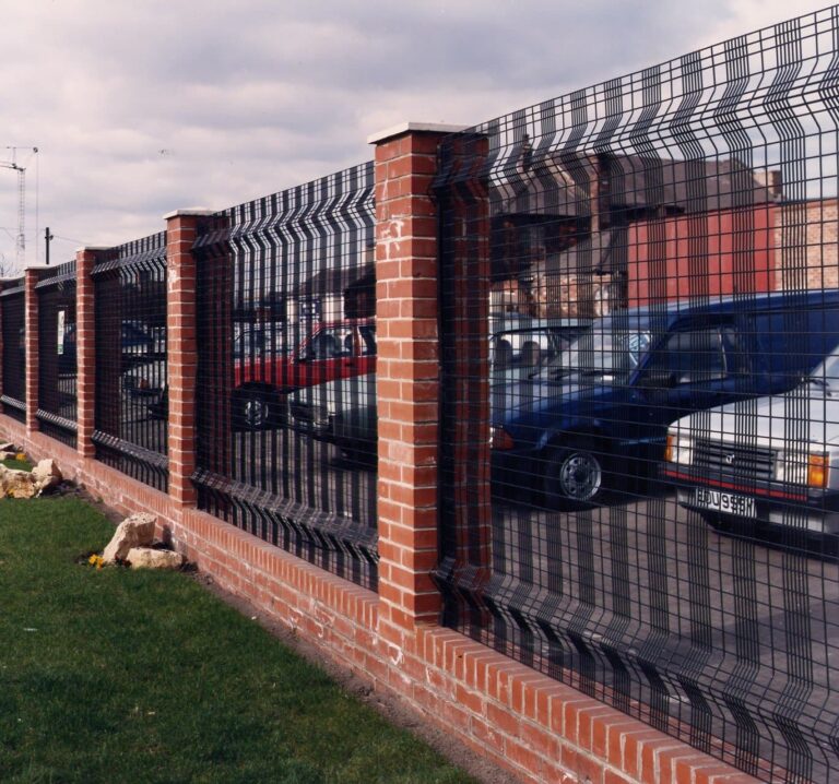 Paladin Mesh Fencing Systems | Procter Fencing